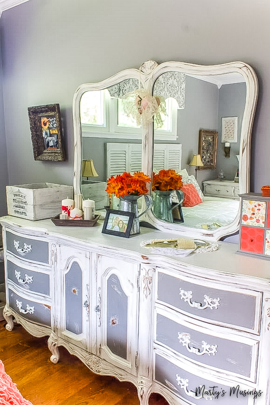 How to Distress Furniture with Chalk Paint - Marty's Musings